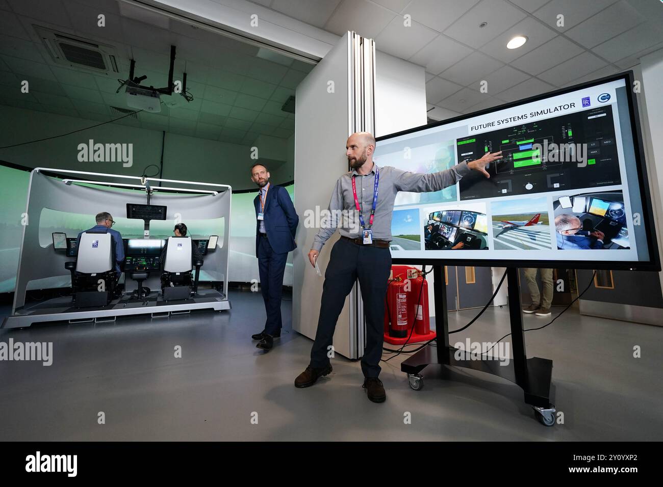 A hydrogen cockpit demonstration developed between easyJet and Rolls ...
