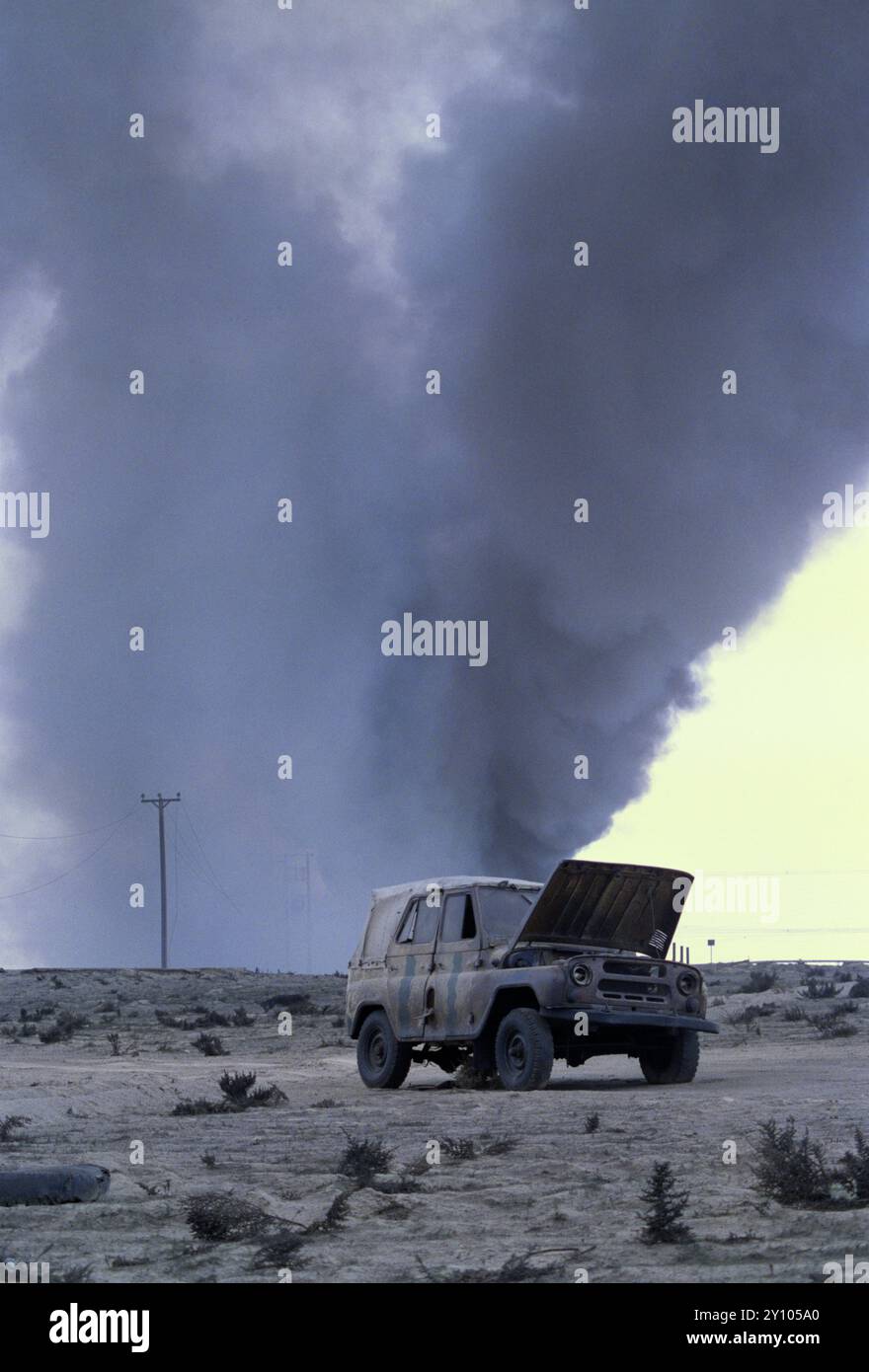 First Gulf War: 7th March 1991 Smoke from a burning oil well billows ...