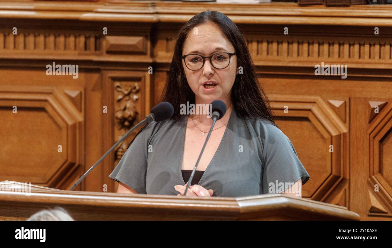 Jennifer jasberg hi-res stock photography and images - Alamy