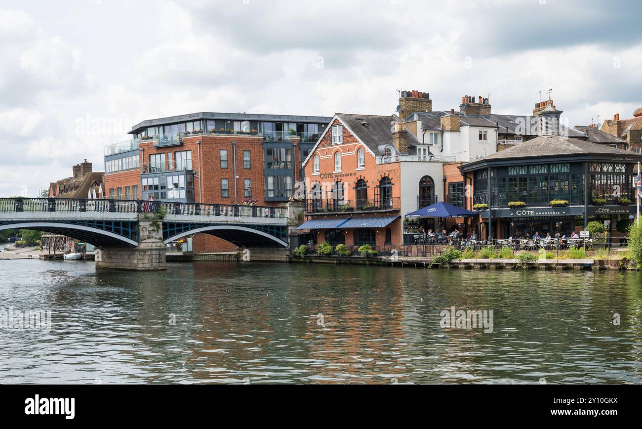 Cote restaurant chain hi-res stock photography and images - Alamy