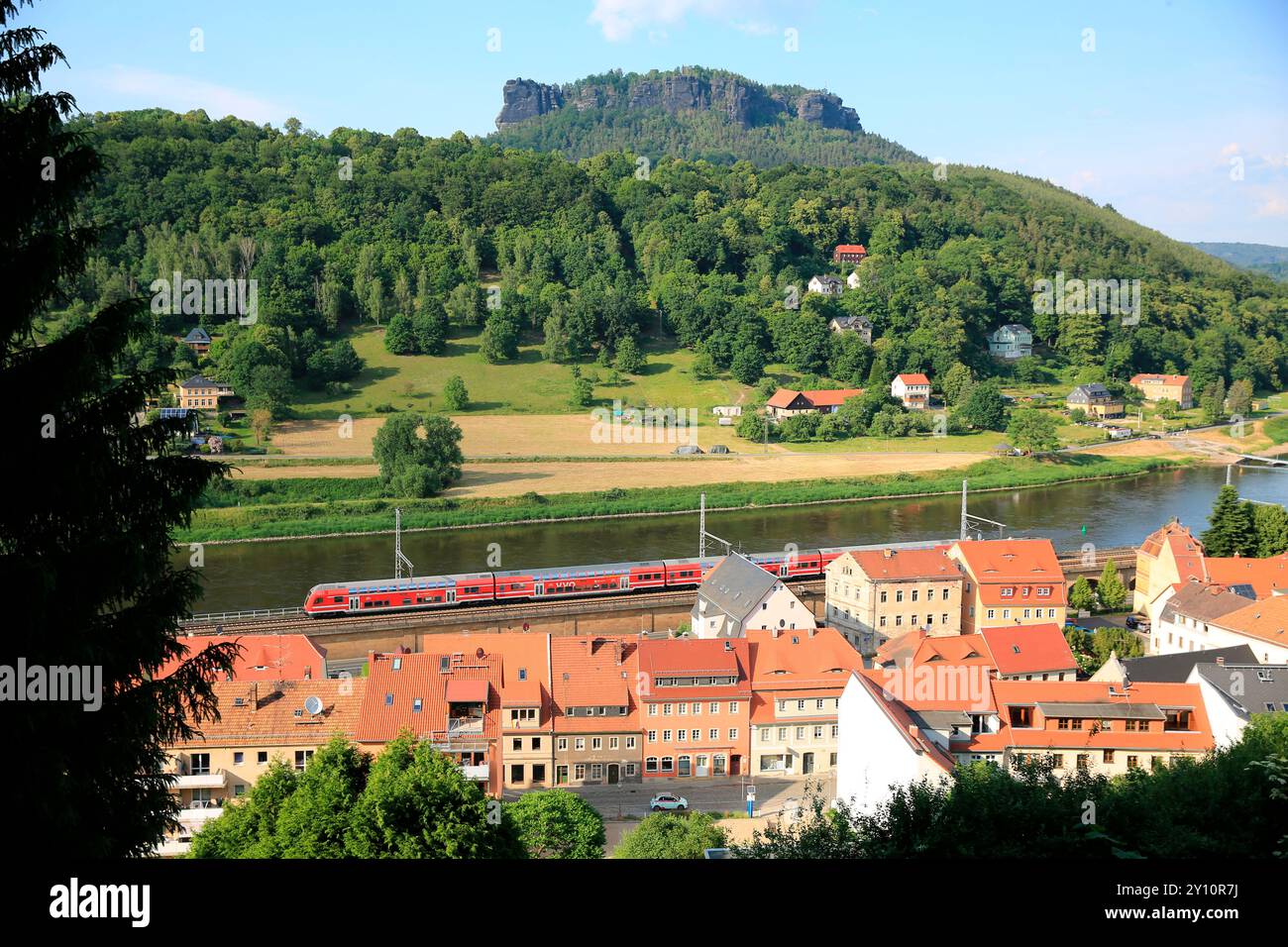 Valley of the elbe train hi-res stock photography and images - Alamy