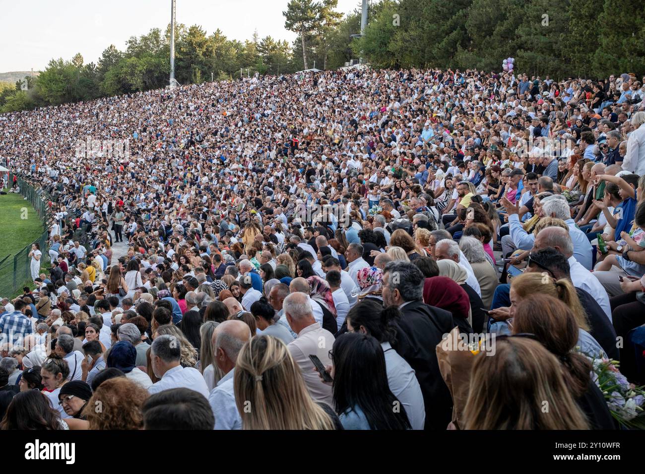 Ankara, Turkey. 3rd Sep, 2024. Students and their families watch the ...