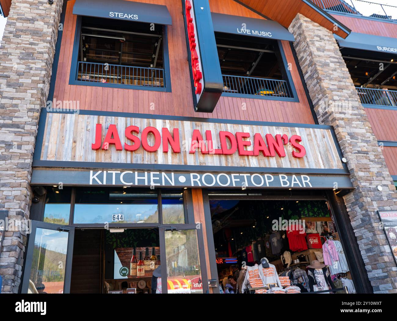 GATLINBURG, TN - 12 MAR 2024: Jason Aldeans Kitchen and Rooftop Bar is ...