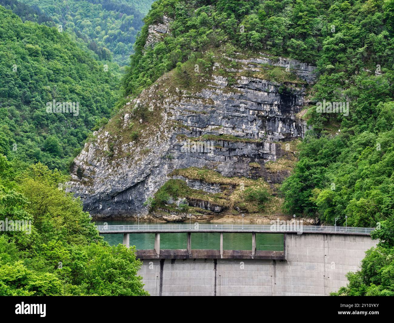 Lago di san colombano hi-res stock photography and images - Alamy