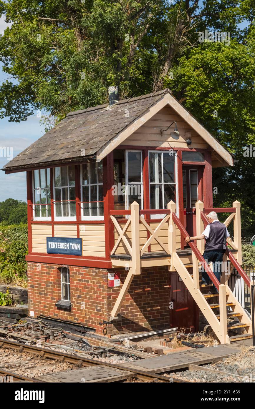 Signal box great britain hi-res stock photography and images - Alamy