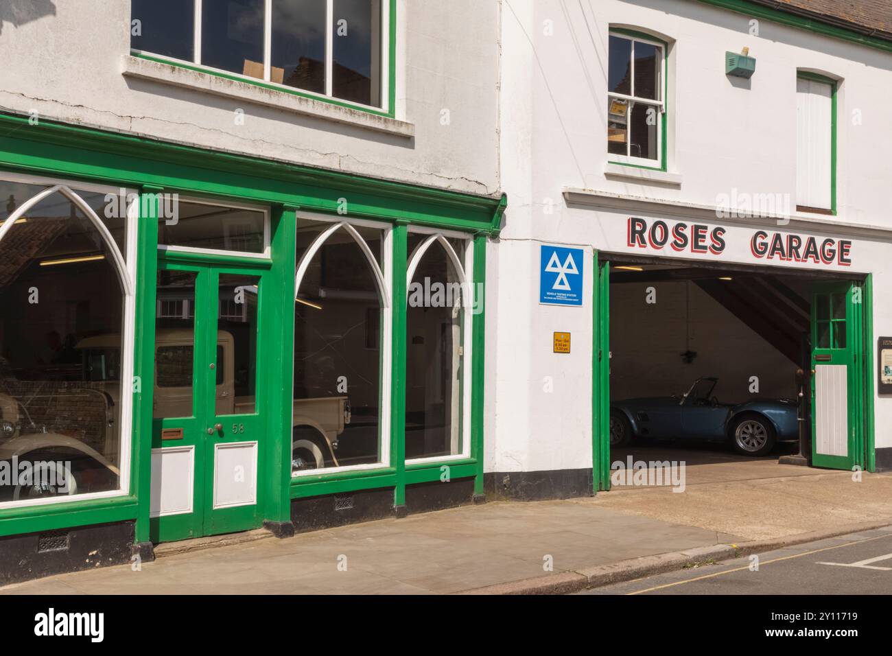 England, Kent, Sandwich, The Historical Roses Garage Stock Photo - Alamy