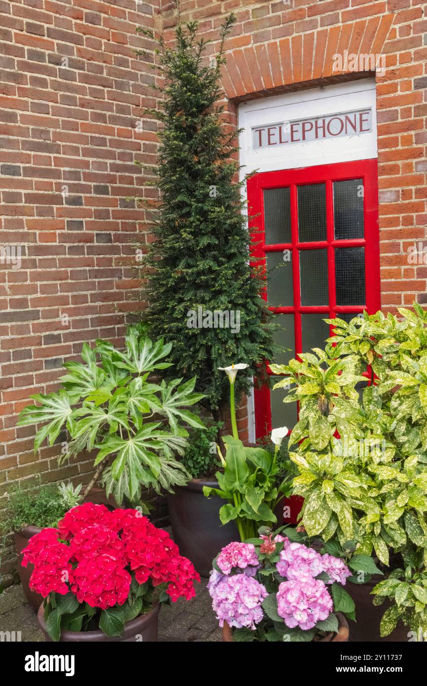 England, Kent, Sandwich, Small Garden in front of the Royal Mail ...