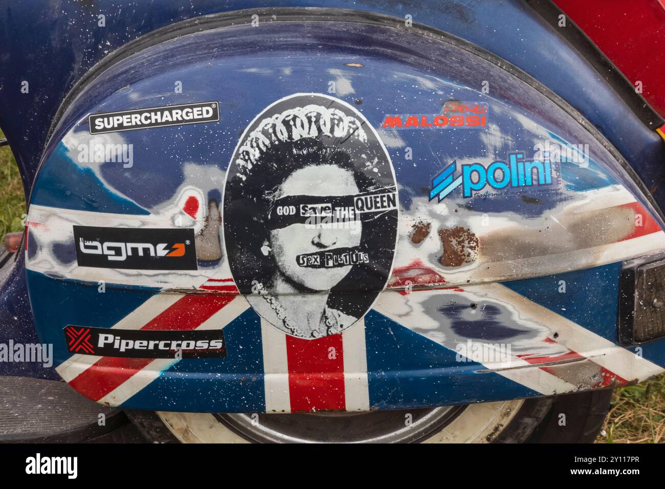 Custom artwork on vintage scooter hi-res stock photography and images ...