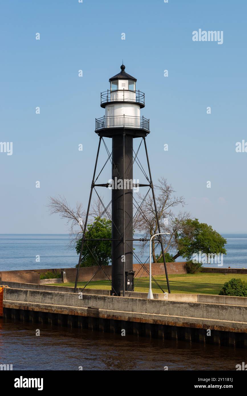 The historical Duluth South Breakwater Inner Light, built from 1900 ...