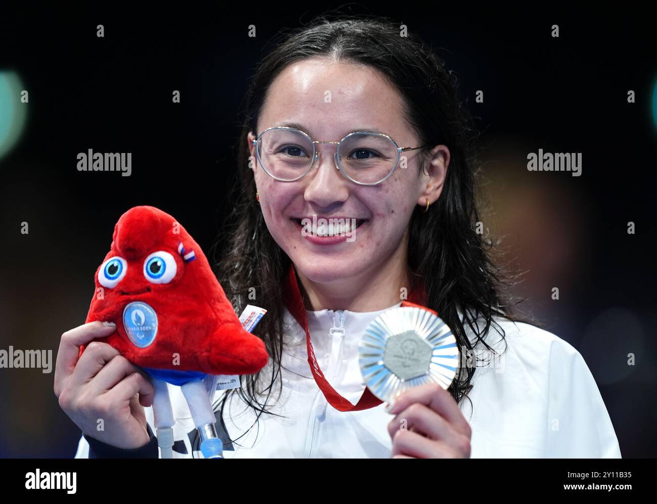 Great Britain's Alice Tai celebrates with the silver medal following ...