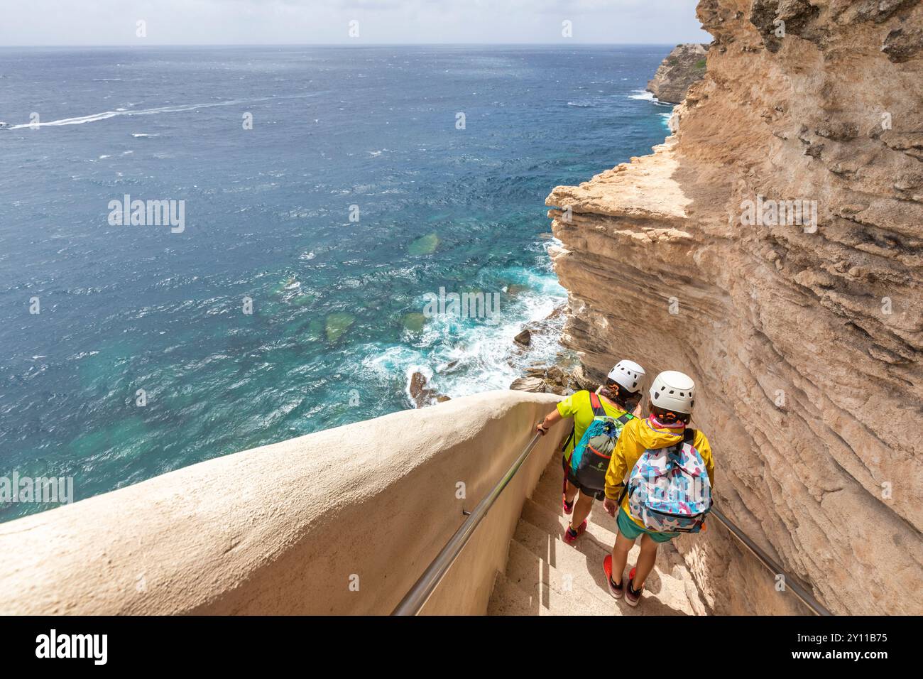 Dizzying cliffs hi-res stock photography and images - Alamy