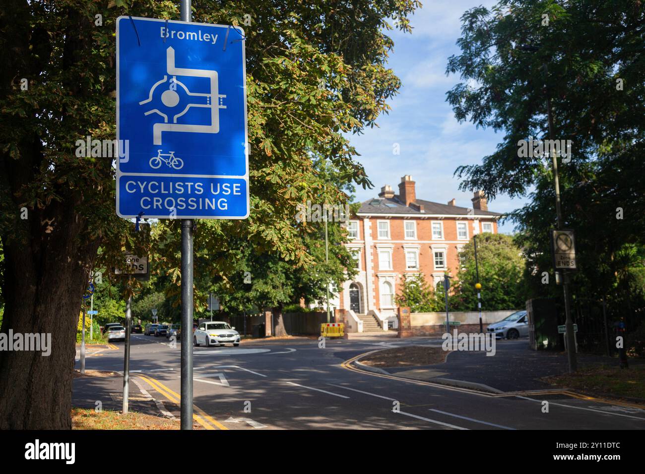 Uk mini roundabout sign hi-res stock photography and images - Alamy