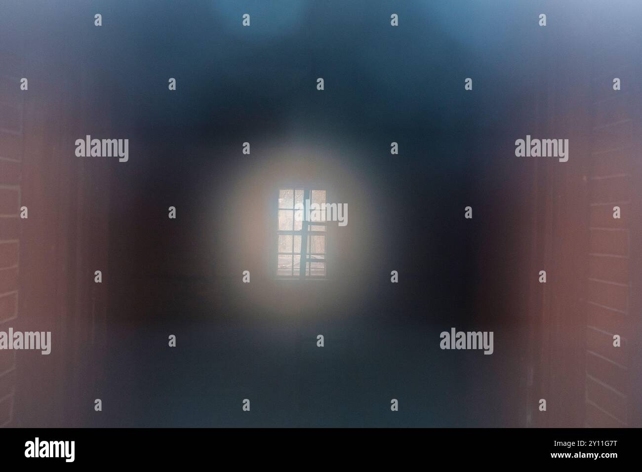 Daylight through glass hi-res stock photography and images - Alamy