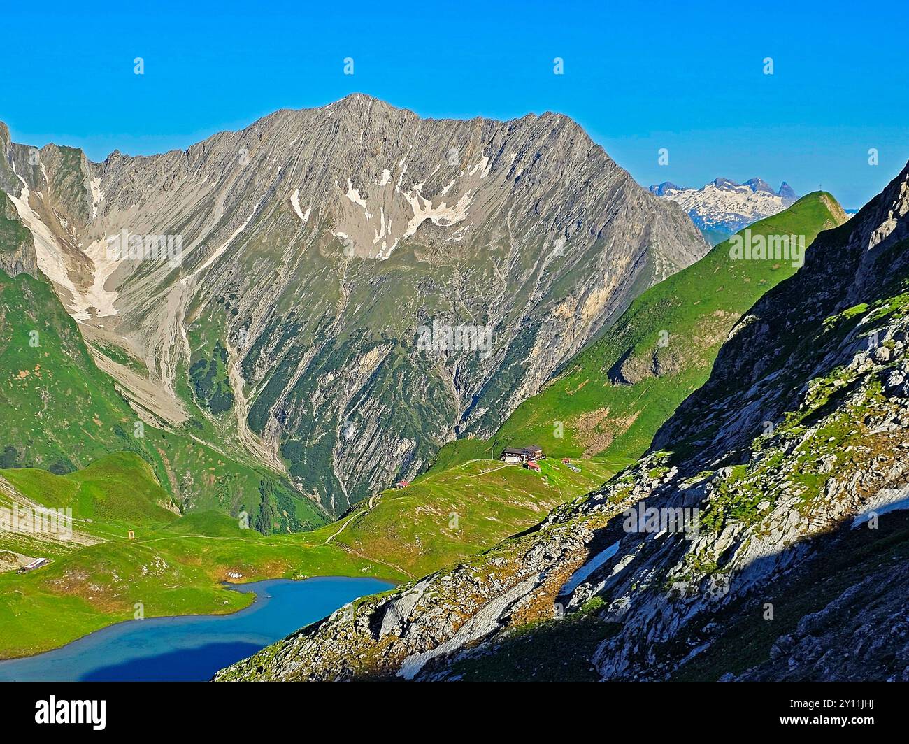 Memminger hutte 2242m and unterer seewisee hi-res stock photography and images - Alamy