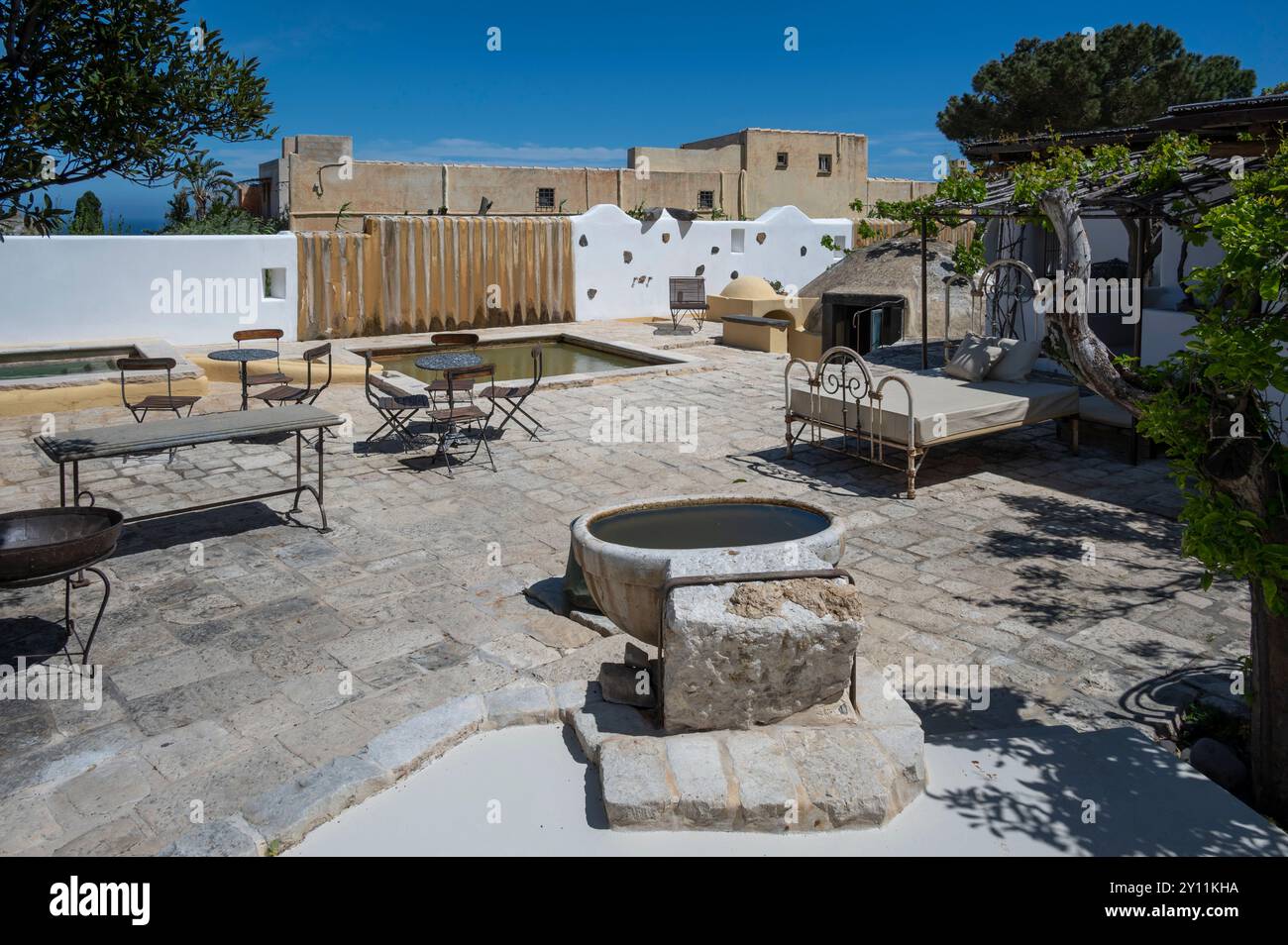 Italy, Tyrrhenian Sea, Lipari Islands / Aeolian Islands, Salina, Hotel ...