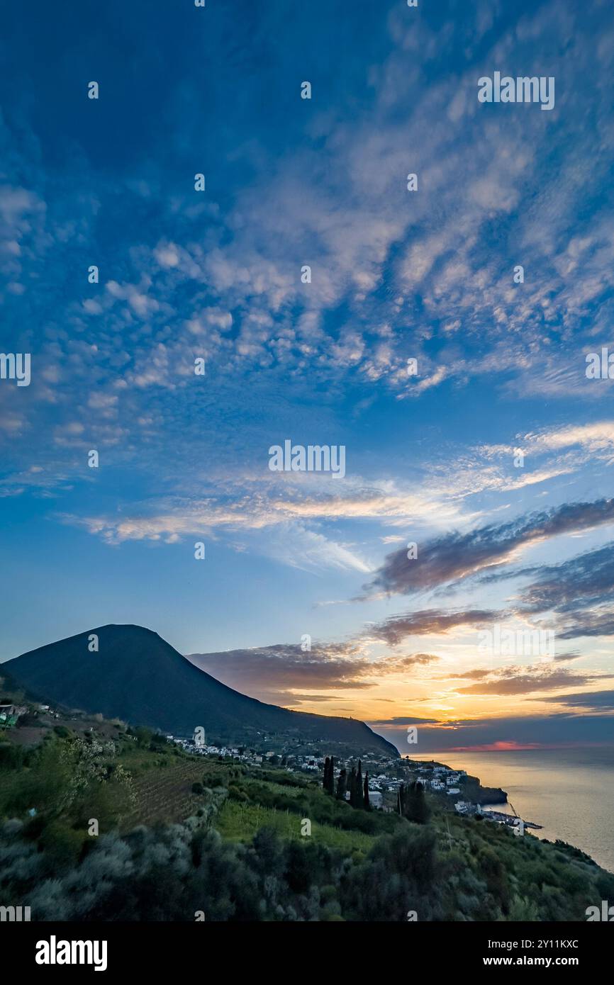 Italy, Tyrrhenian Sea, Lipari Islands / Aeolian Islands, Salina, Malfa ...