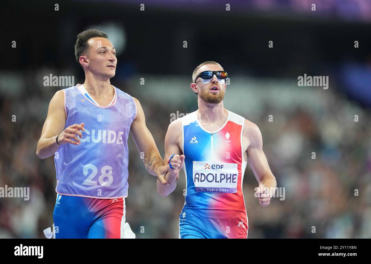 Mens 100m t11 hi-res stock photography and images - Alamy