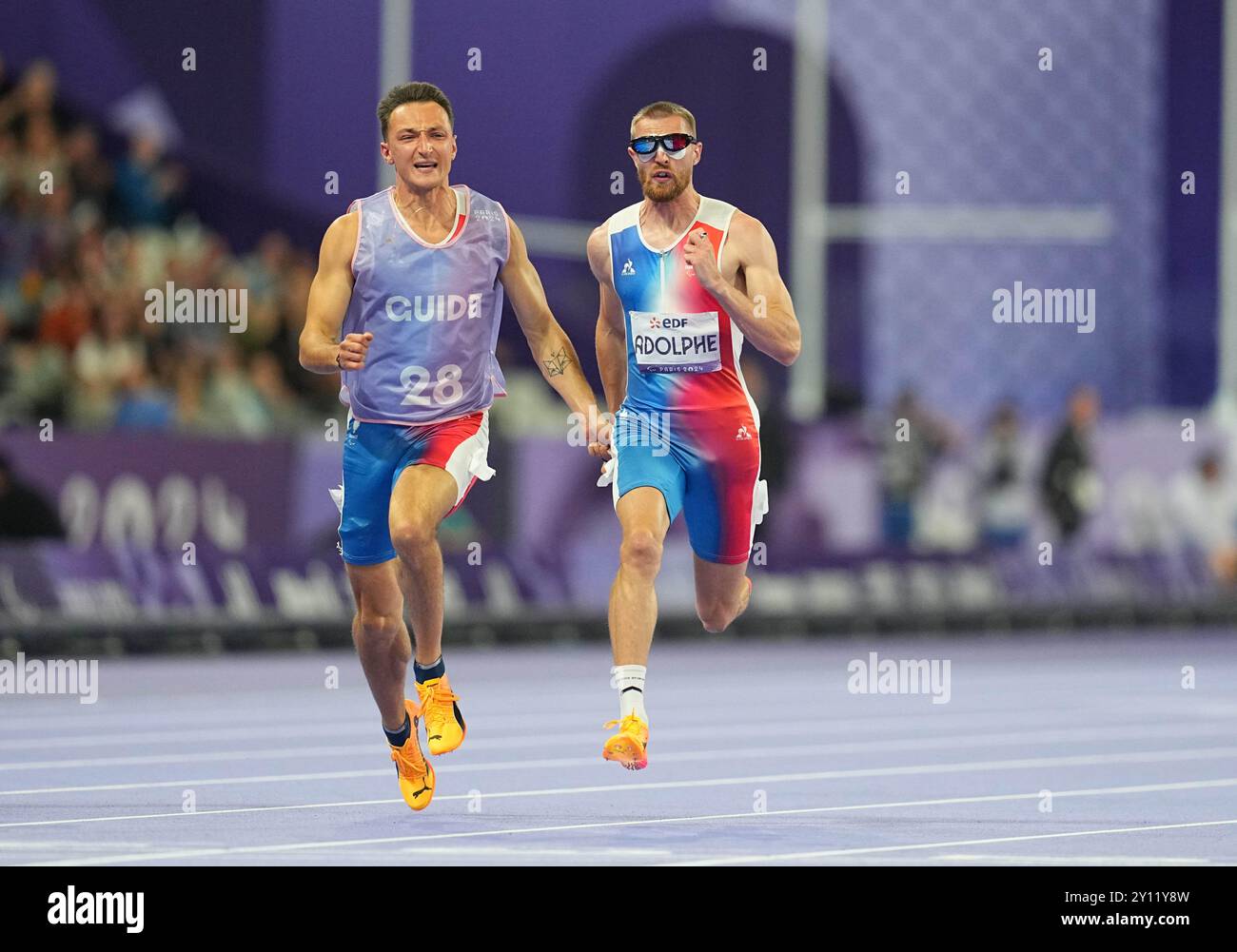 Mens 100m t11 hi-res stock photography and images - Alamy