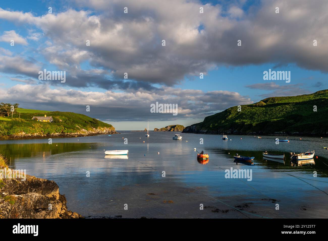 Carrigillihy bay beach hi-res stock photography and images - Alamy