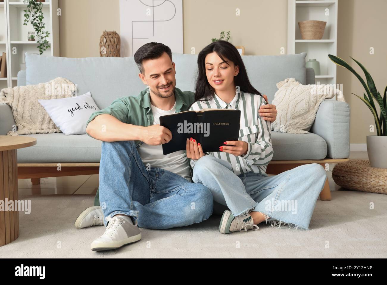 Holy family jesus reading hi-res stock photography and images - Alamy