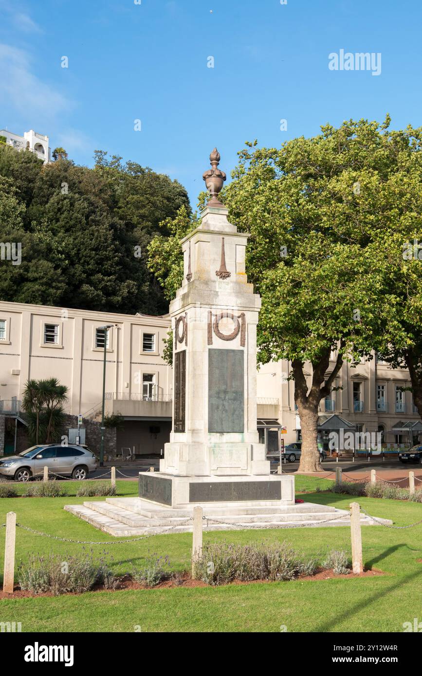 English riviera seaside town hi-res stock photography and images - Alamy