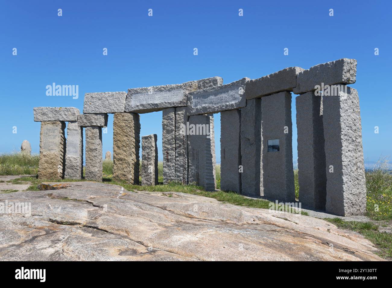 Ex monumento hi-res stock photography and images - Alamy