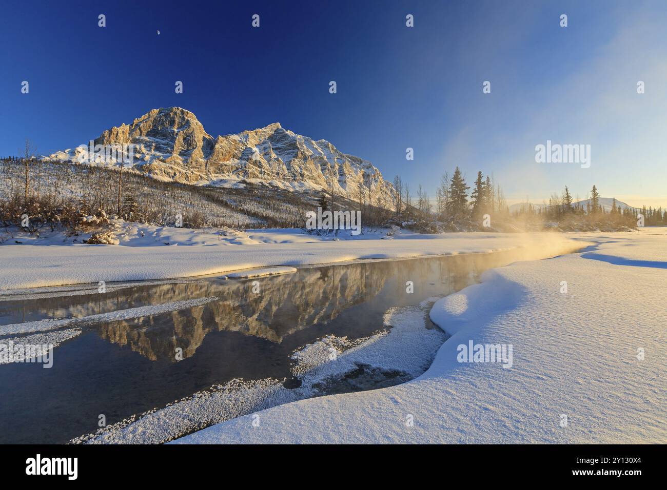 Mellow lig hi-res stock photography and images - Alamy