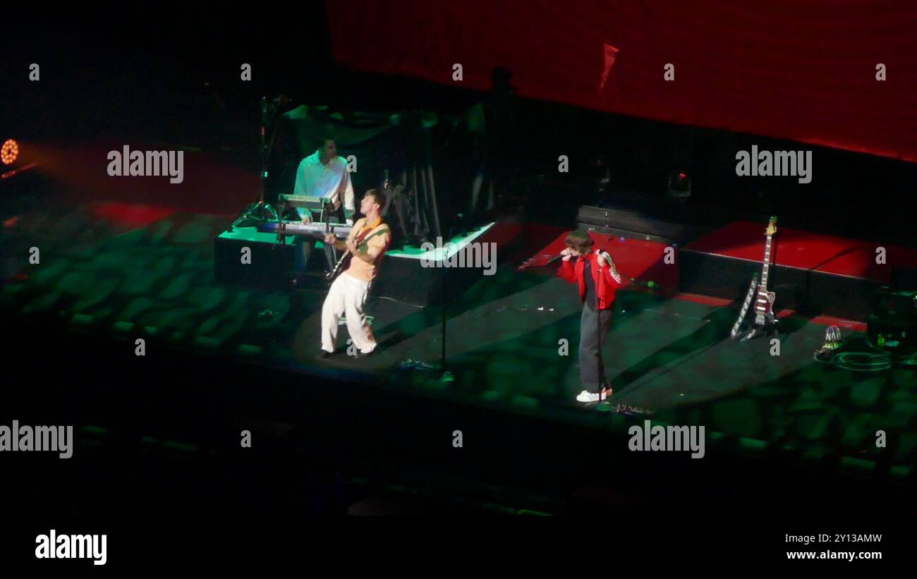 Inglewood, California, USA 28th August 2024 Singers/brothers Henry ...