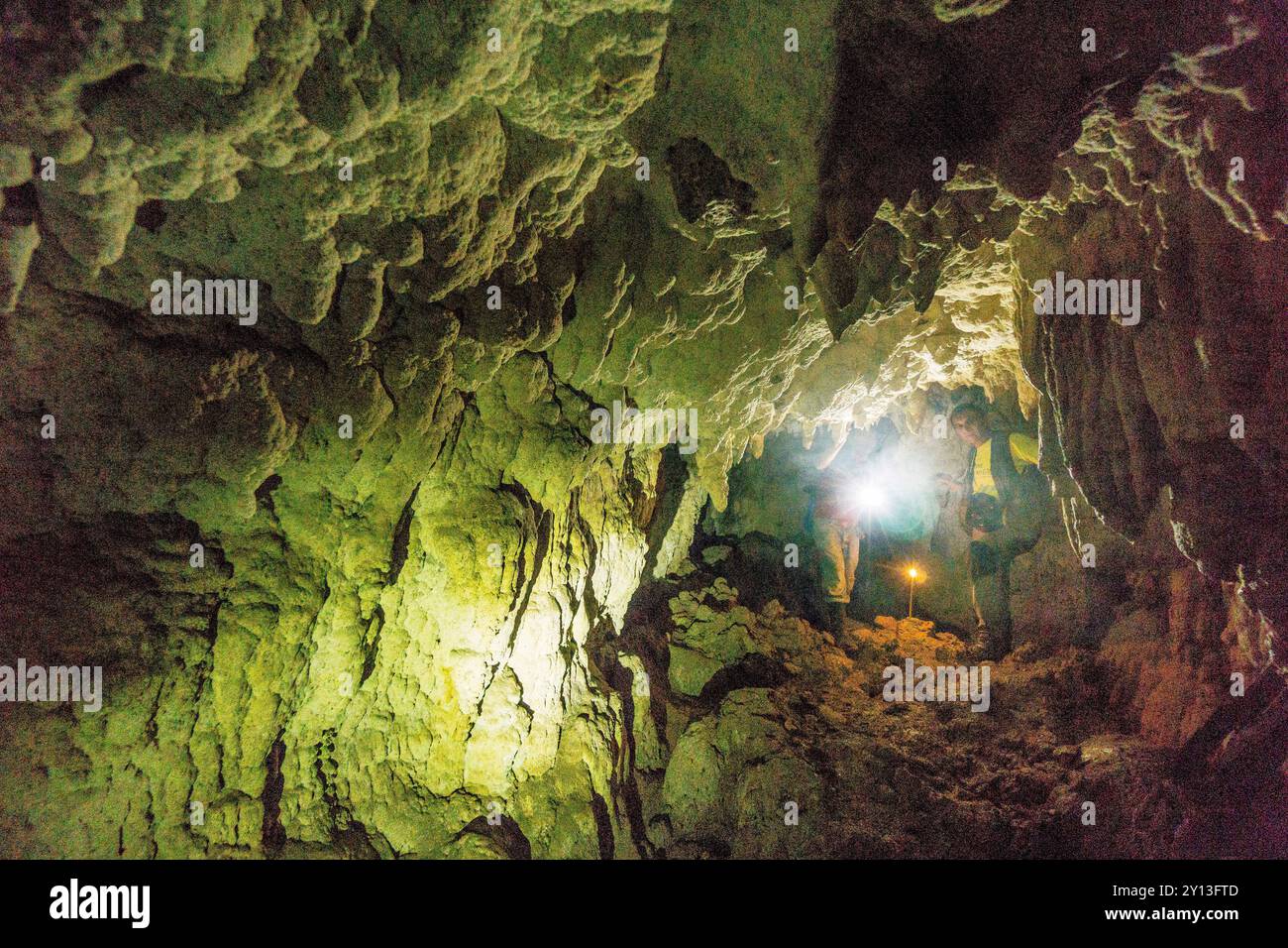 Ancient Mayan sacred grotto, Los Cerritos, Lancetillo, La Parroquia ...