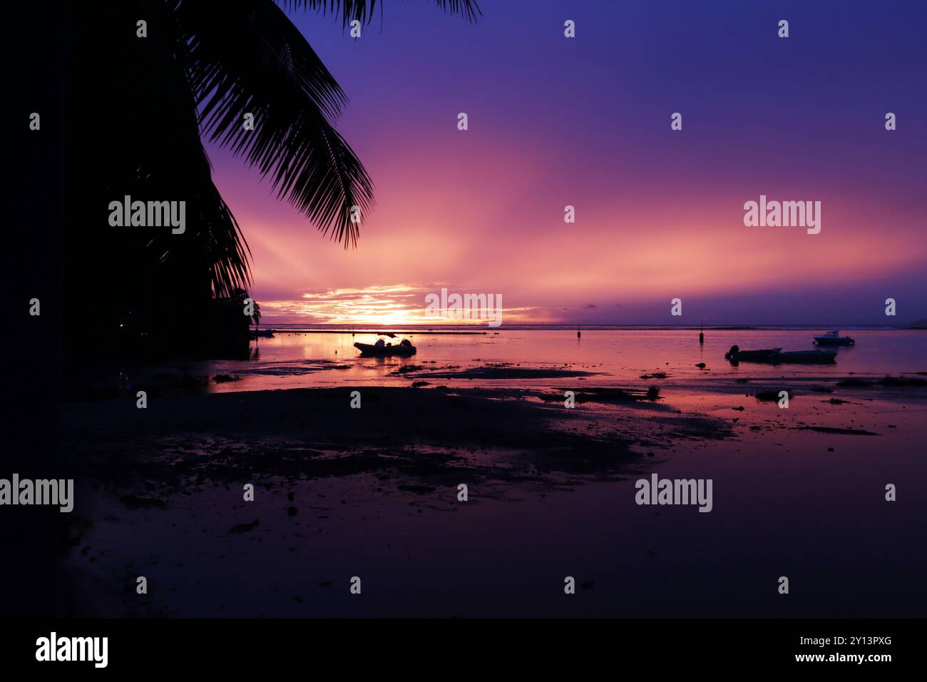 Sunset from Tahiti French Polynesia Stock Photo - Alamy