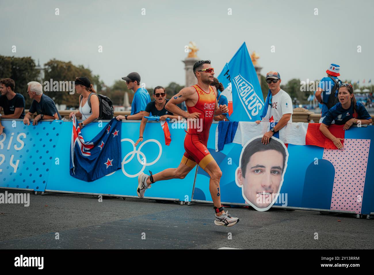 Roberto Sanchez Mantecon participating in the triathlon at the Paris ...