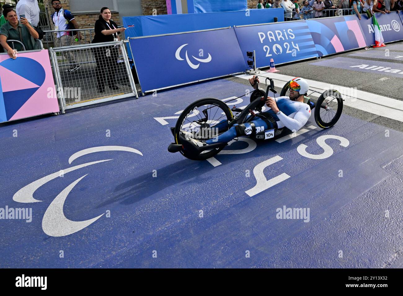 Clichy Sous Bois, France. 04th Sep, 2024. Mathieu Bosredon cycling on ...
