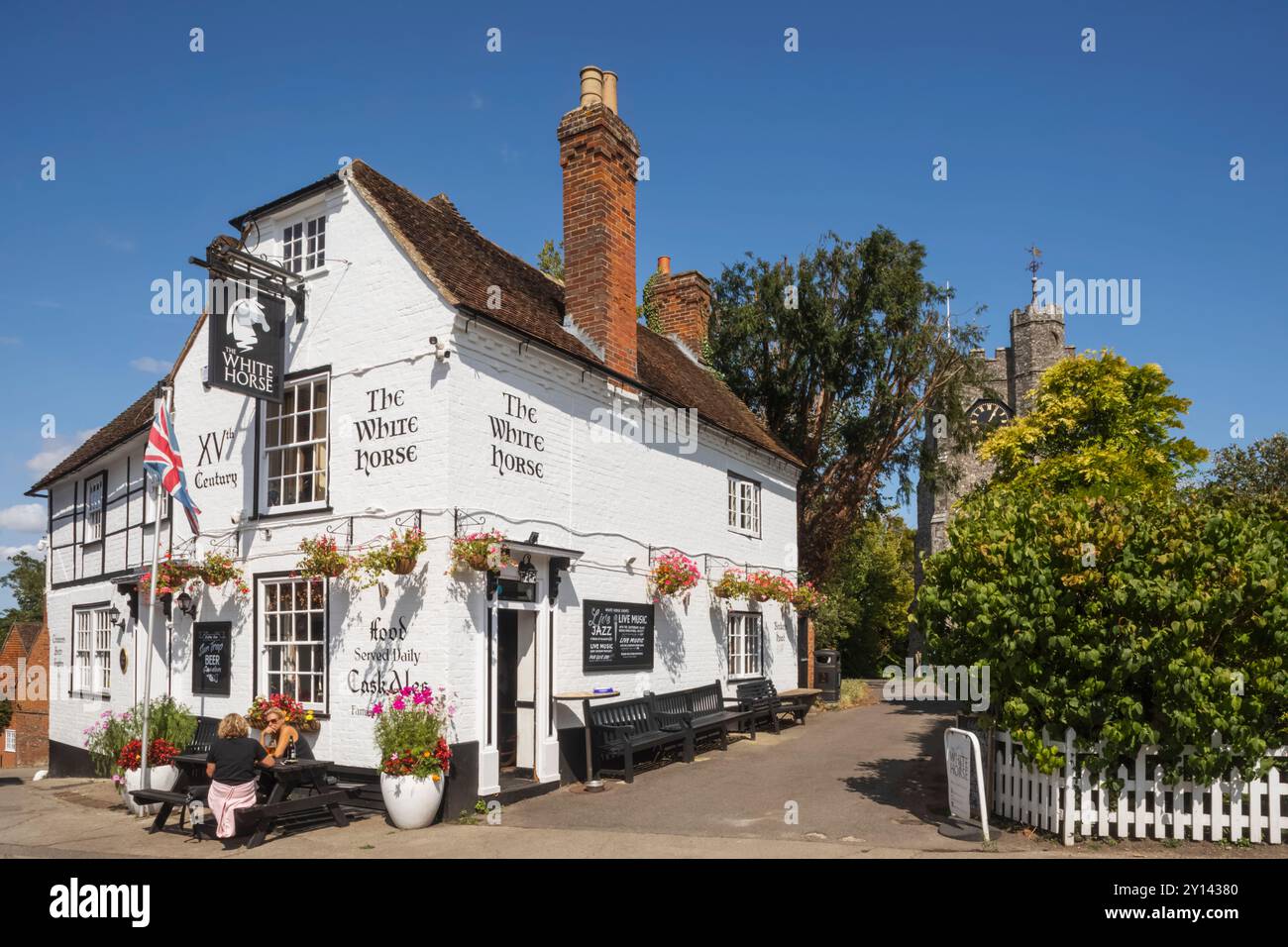 England, Kent, Chilham Village, The Historical White Horse Pub Stock ...