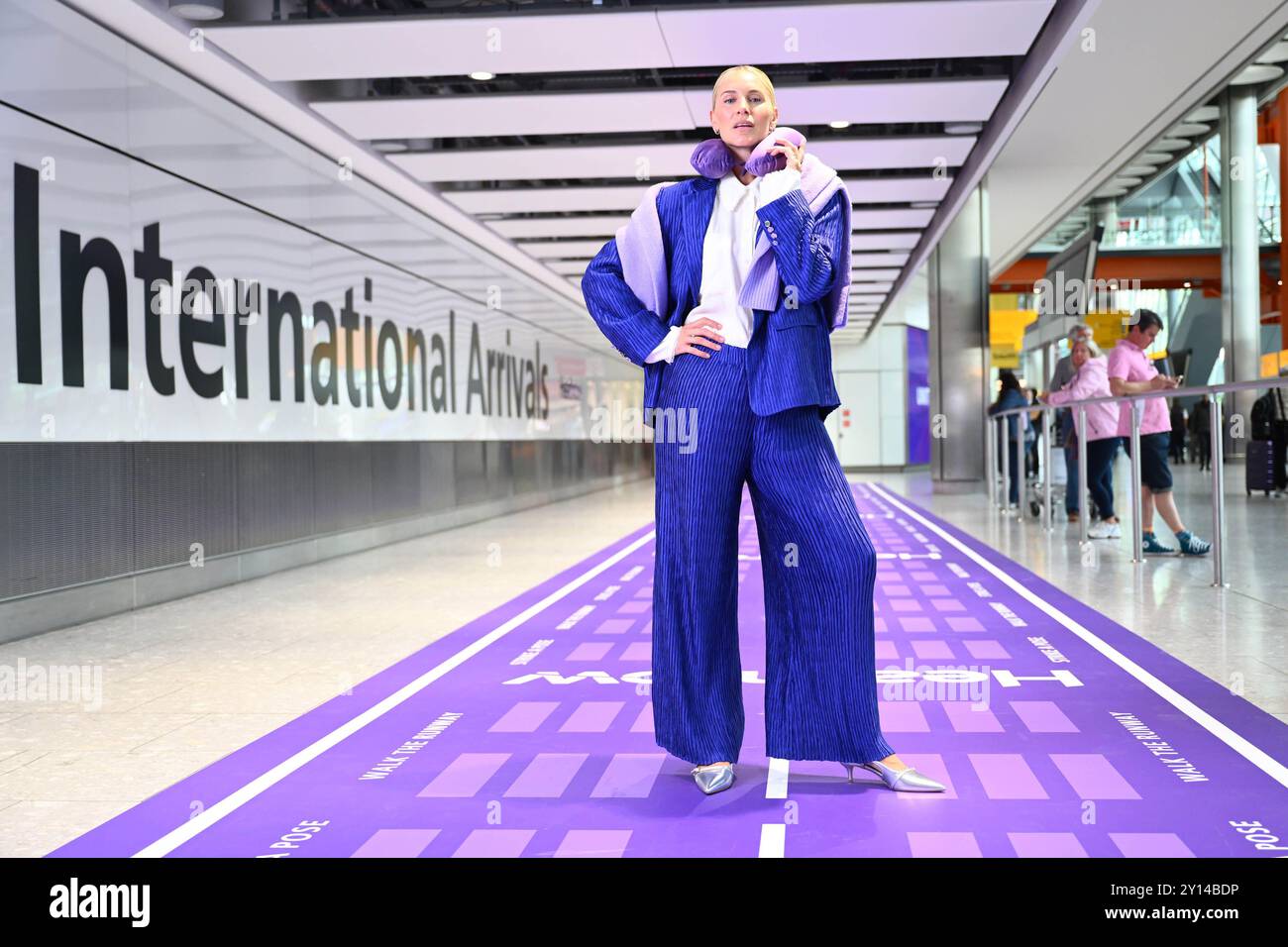 2024 fashion week airport hi-res stock photography and images - Alamy