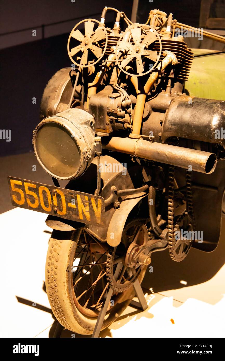 Classic armament hi-res stock photography and images - Alamy