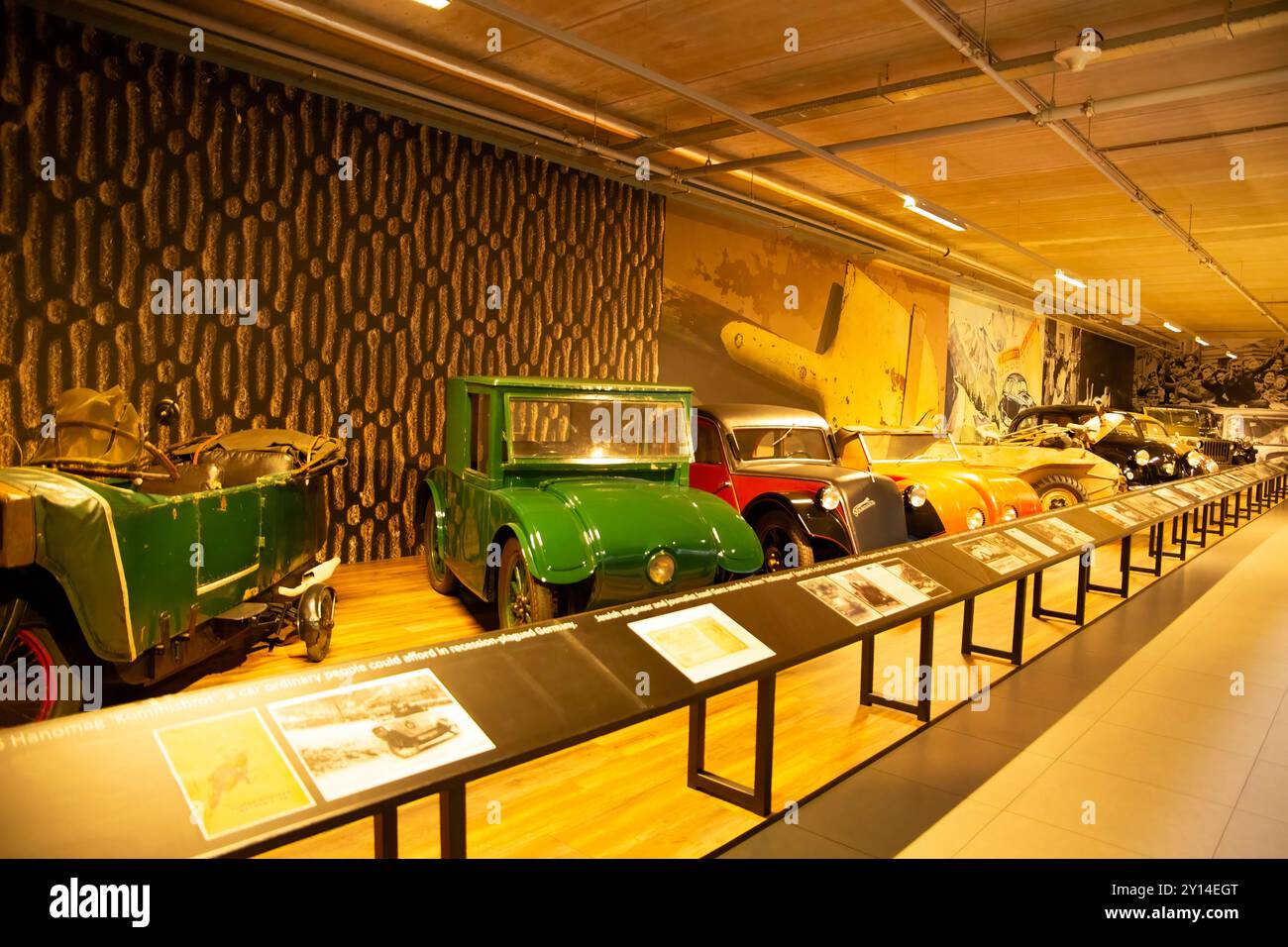 Old time classic cars at Louwman Museum ,automobile industry has ...