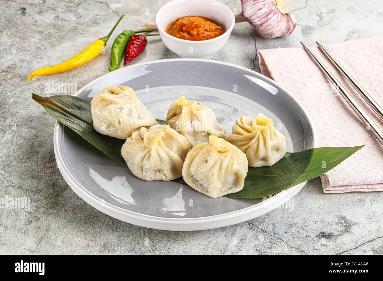 Chinese traditional steamed dumpligs momo with meat Stock Photo - Alamy