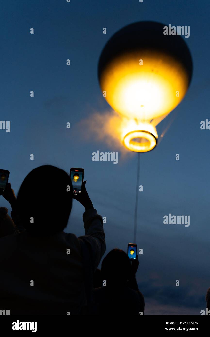 Paris, France. 04th Sep, 2024. The crowd watching during the flight of ...