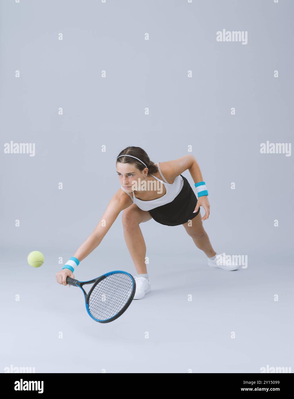 Female tennis player hitting the perfect volley, sports and competition ...