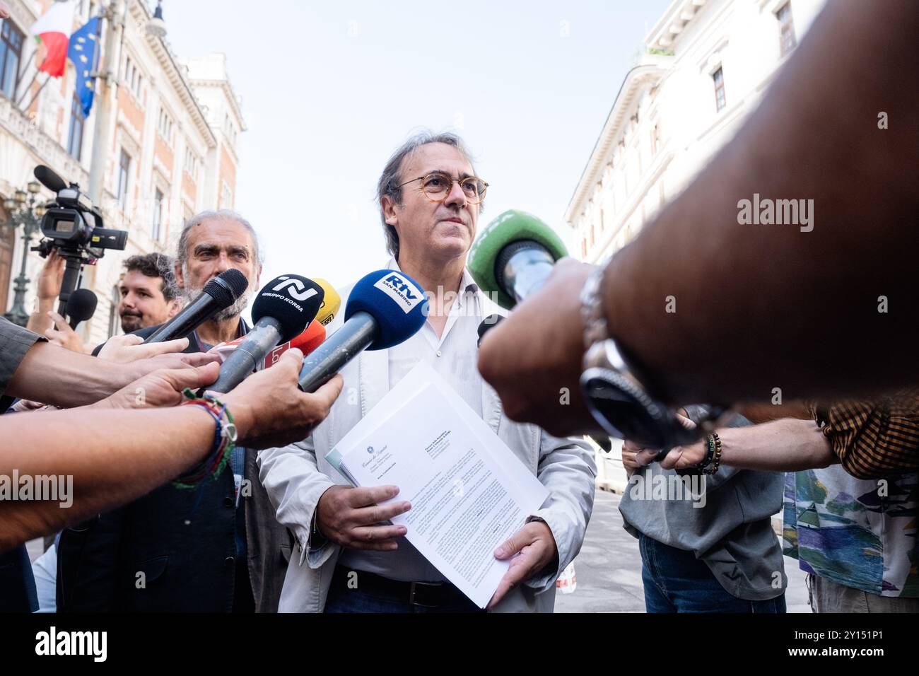 Angelo bonelli avs hi-res stock photography and images - Alamy