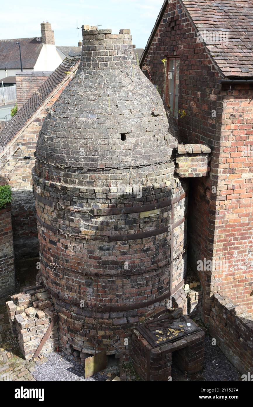 Clay pipe kiln hi-res stock photography and images - Alamy
