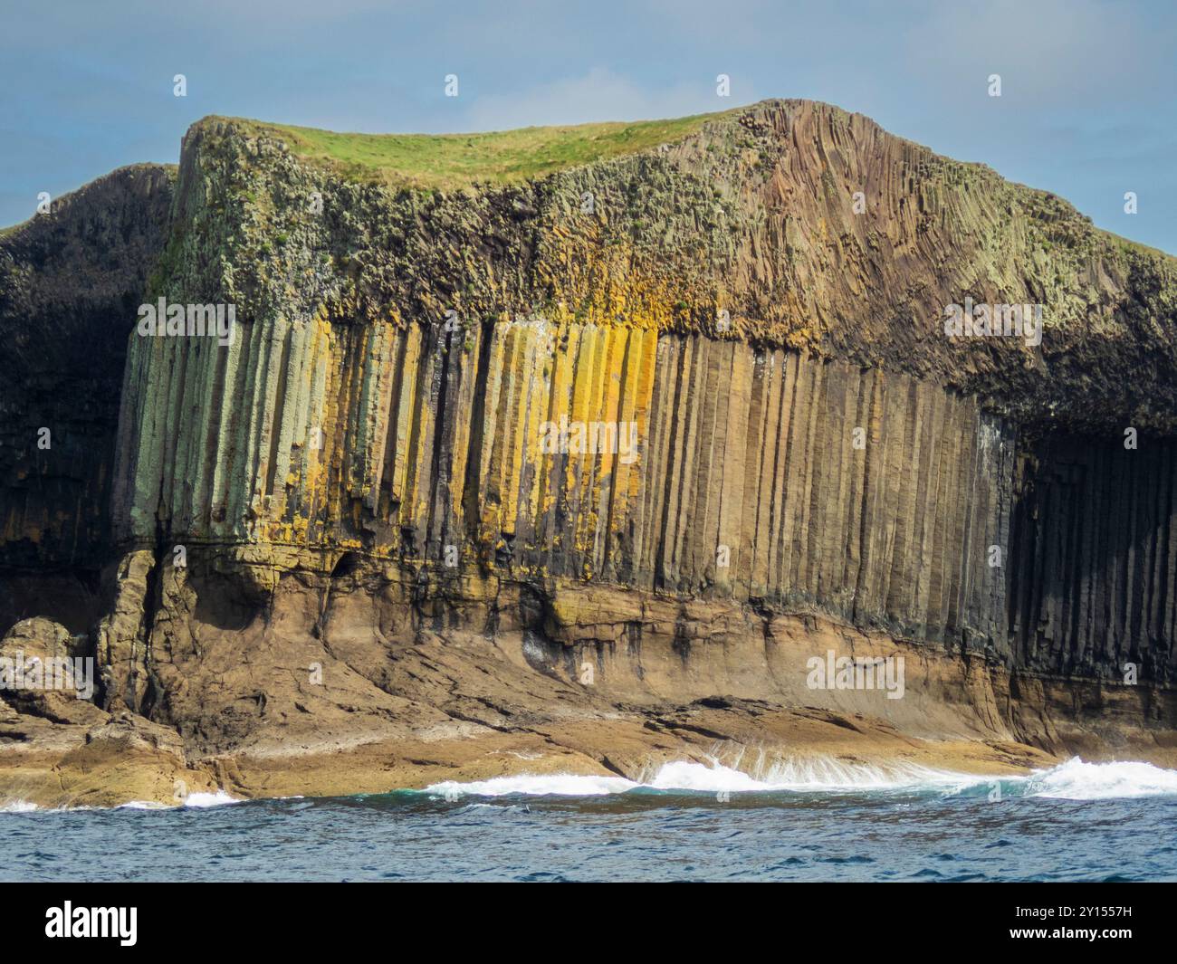 Staffa, Scottish island Inner Hebrides, near Mull/Iona, basalt columns ...