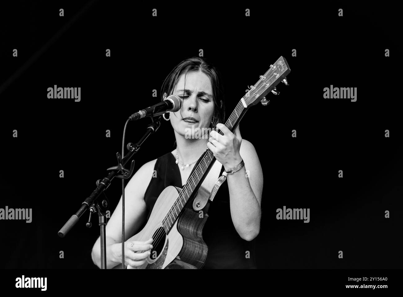 ELLIE O'NEILL, CONCERT, 2024: County Meath Folk singer Ellie O'Neill ...