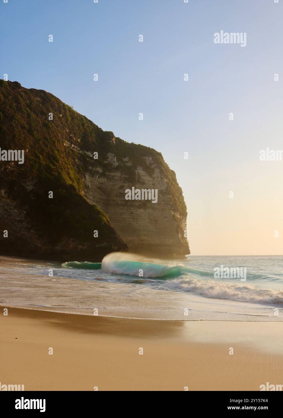 Kelinking beach nusa penida hi-res stock photography and images - Alamy