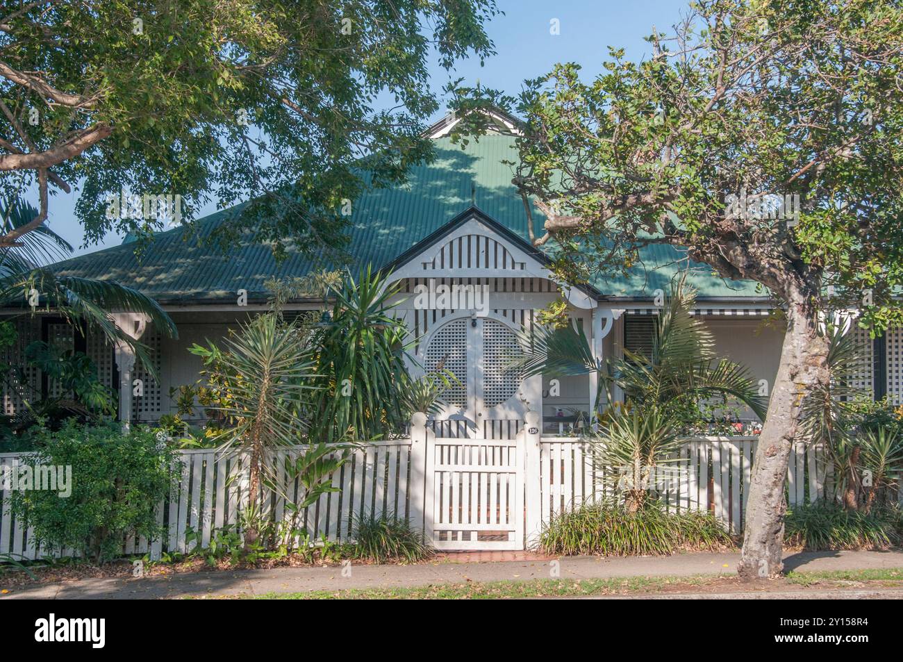 Street scenes in inner-city suburban, Paddington, Brisbane, Queensland ...