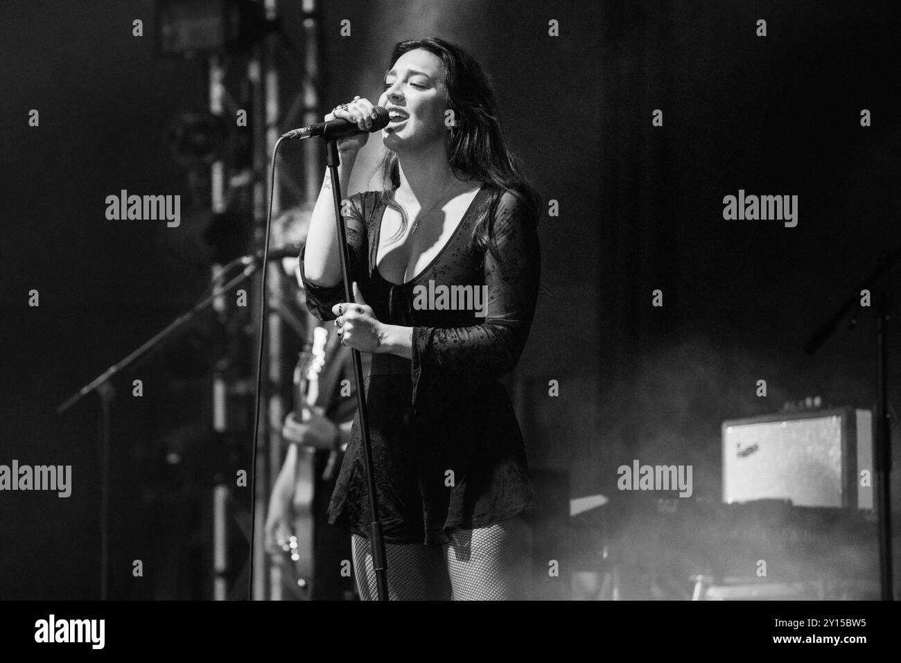 MYSTERINES, CONCERT, 2024: Lia Metcalfe the singer of the Liverpool ...