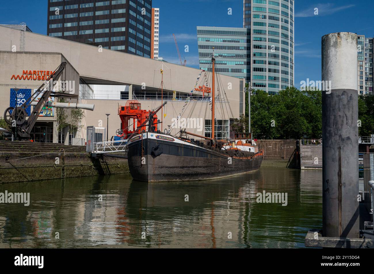 Rotterdam Maritime museum and Leuvehaven, historic ships, boats and ...