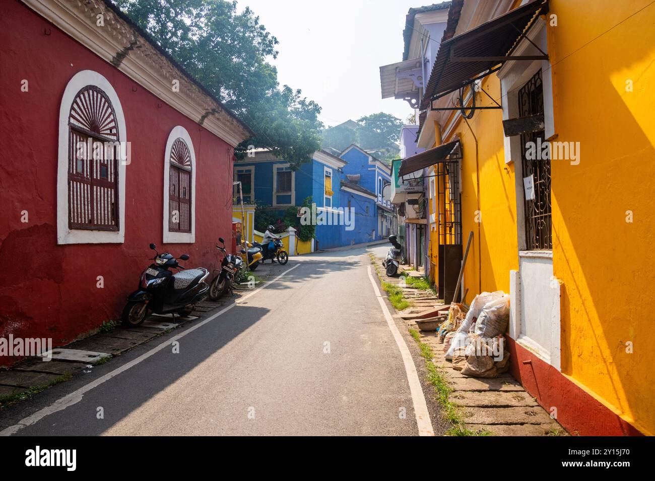 Fontainhas colony in Goa Stock Photo - Alamy