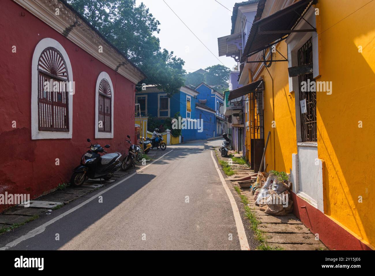 Fontainhas colony in Goa Stock Photo - Alamy