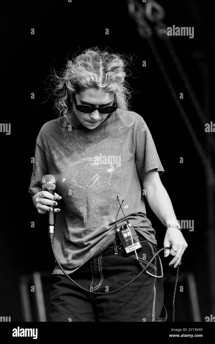 BLONDSHELL, CONCERT, 2024: The singer songwriter Blondshell – real name ...